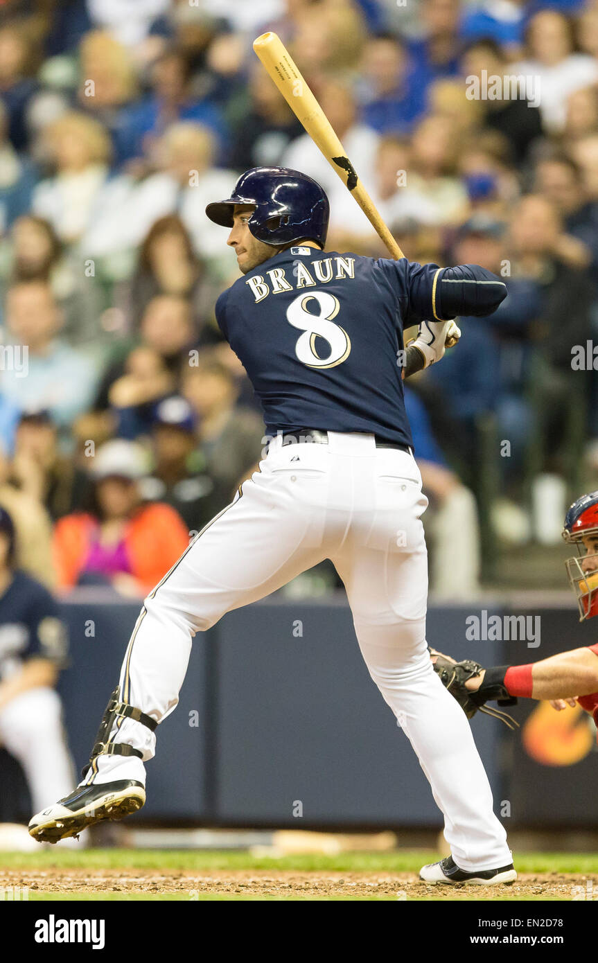Milwaukee, WI, USA. 25th Apr, 2015. Milwaukee Brewers right fielder ...