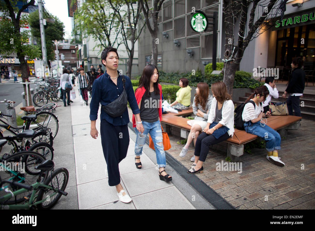 Osaka girls hi-res stock photography and images - Alamy