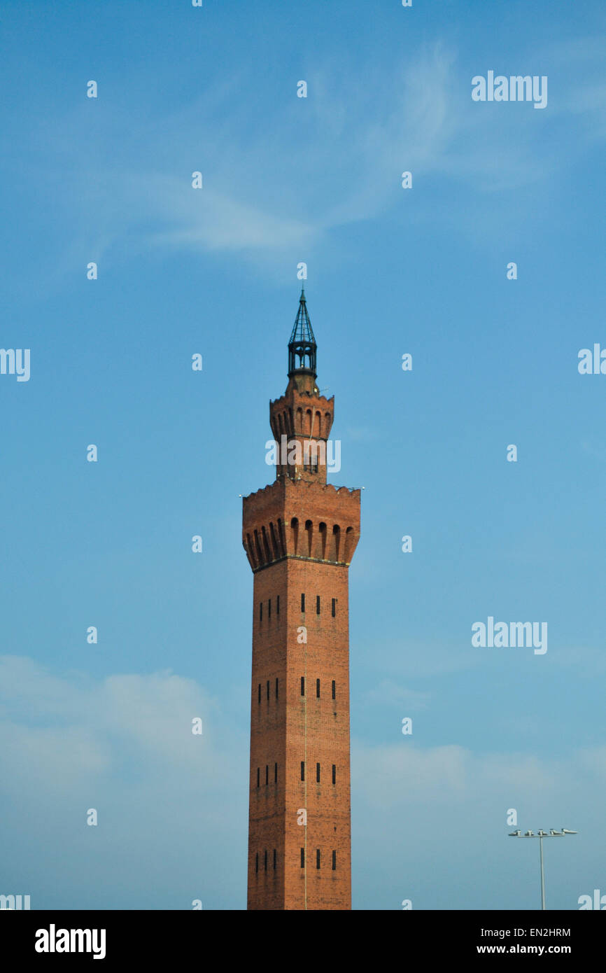 Grimsby dock tower hi-res stock photography and images - Alamy