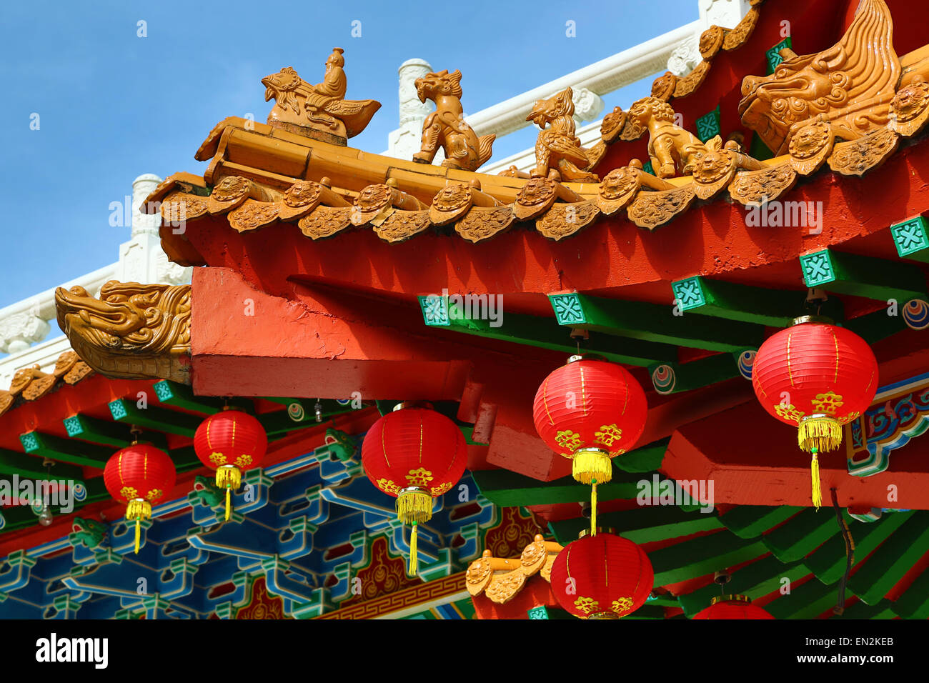 Chinese roofs hi-res stock photography and images - Alamy