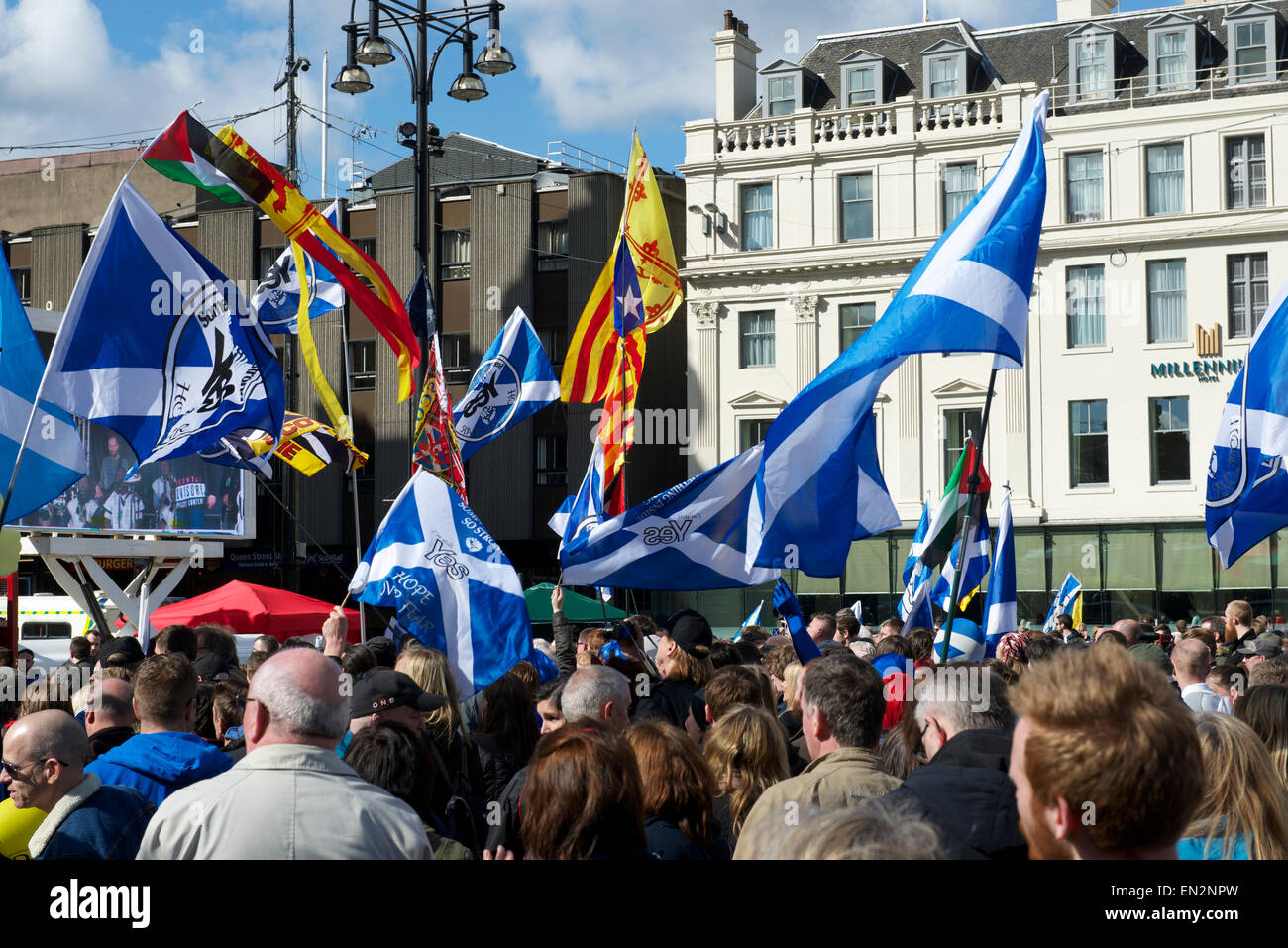 Hope Over Fear Rally, George Square, Glasgow. 25th April, 2015 Stock ...