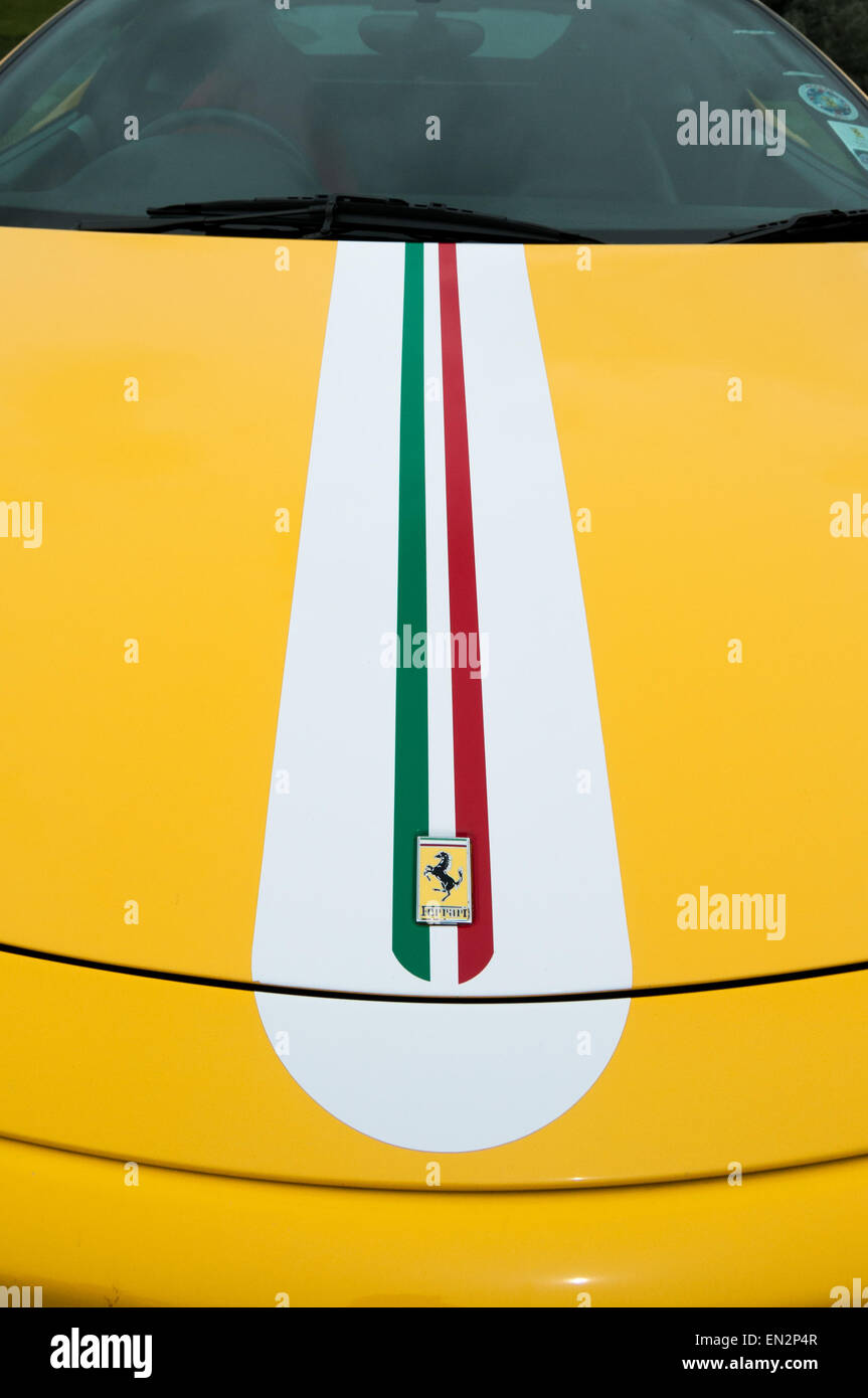 Ferrari badge logo hi-res stock photography and images - Alamy