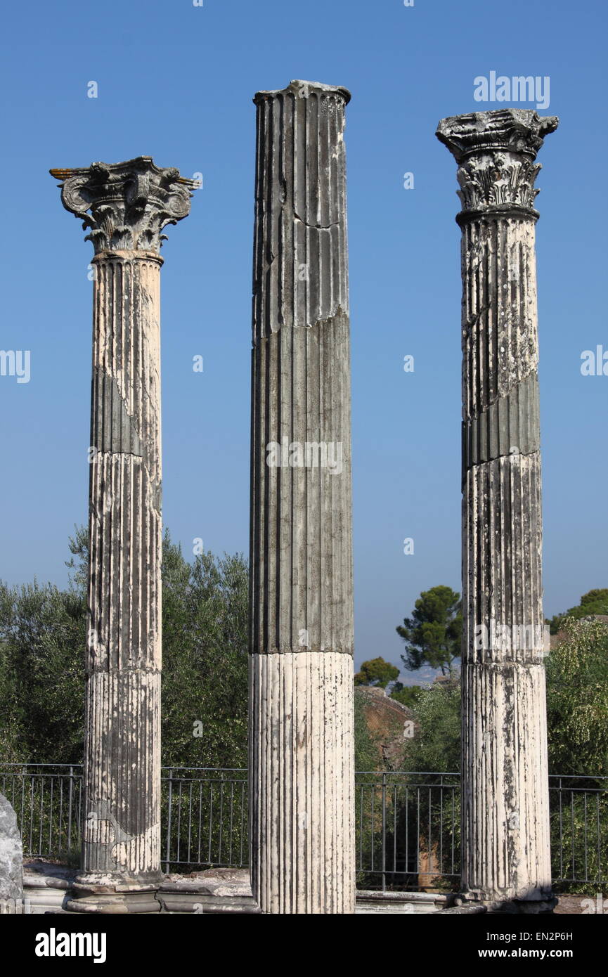 Columns ancient rome hi-res stock photography and images - Alamy