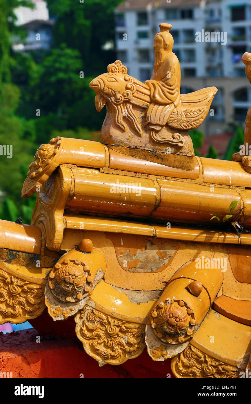 Chinese roof figures hi-res stock photography and images - Alamy