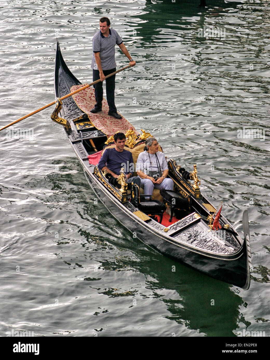 Venice, Province of Venice, ITALY. 7th Oct, 2004. A gondolier in a ...