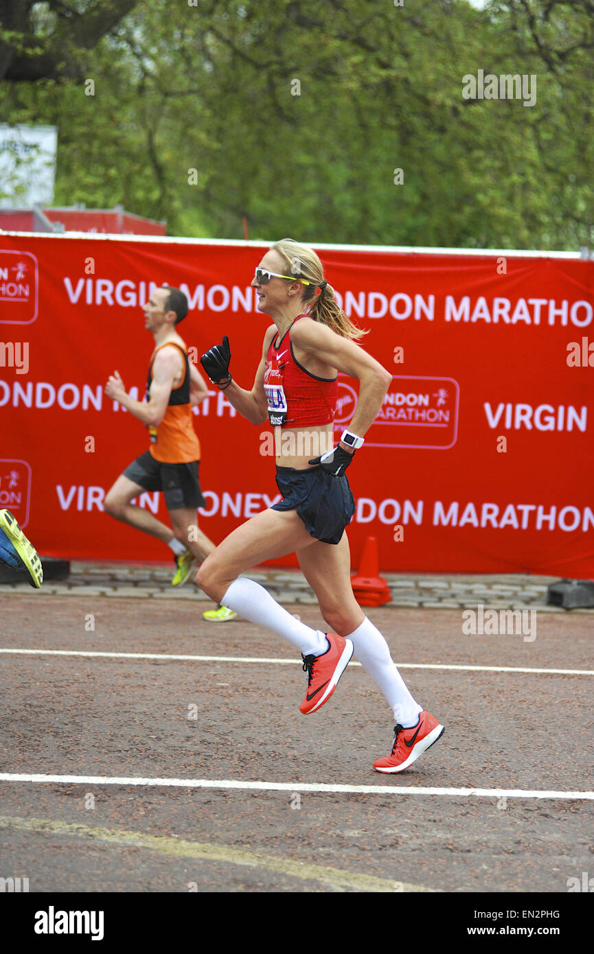 London, UK. 26th Apr, 2015. Paula Radcliffe approaching the finish line ...