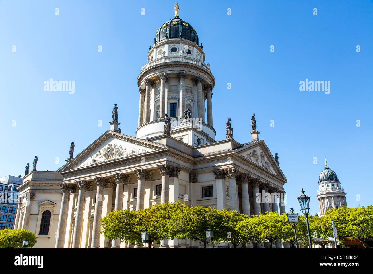 German dome hi-res stock photography and images - Alamy