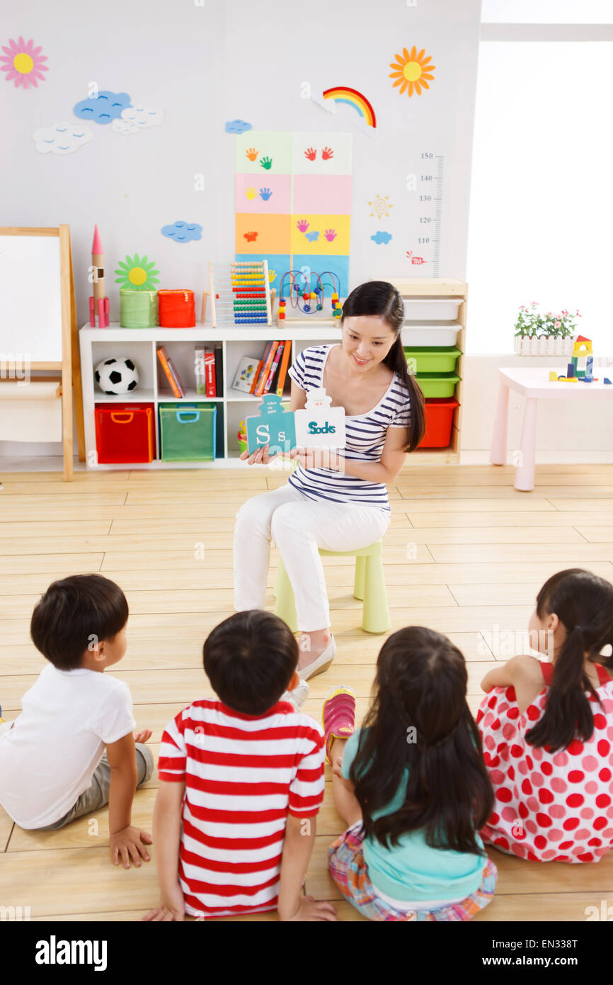Kindergarten children in the class Stock Photo - Alamy