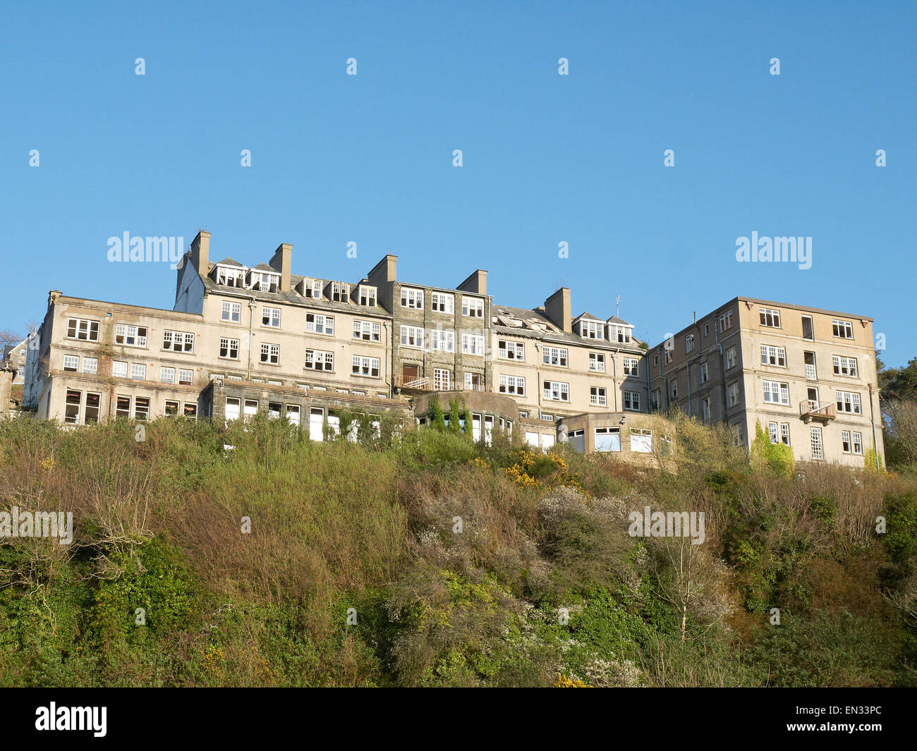 Derelict hotel in uk hi-res stock photography and images - Alamy
