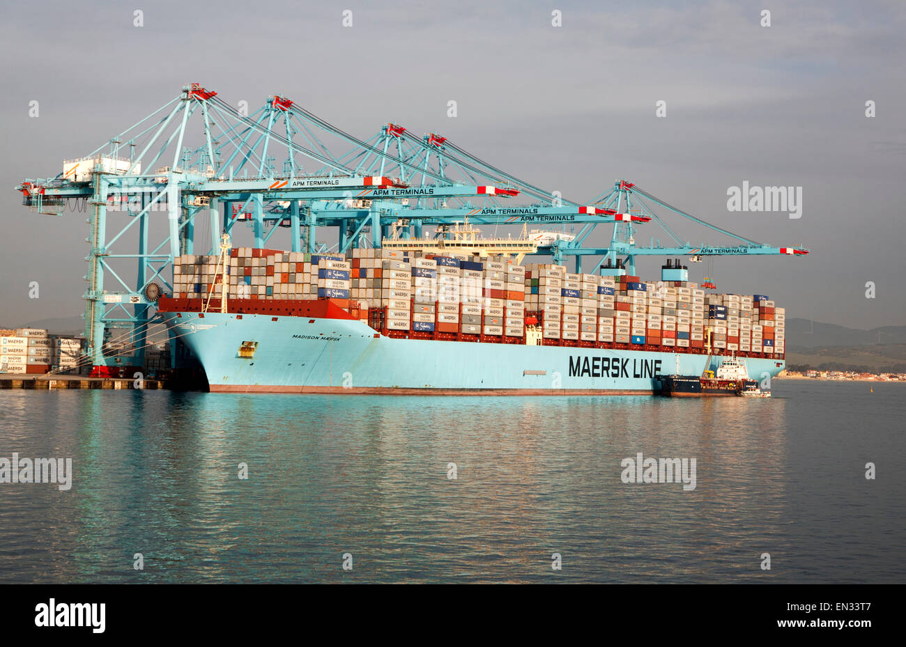 Apm terminals container ship port at algeciras hi-res stock photography ...