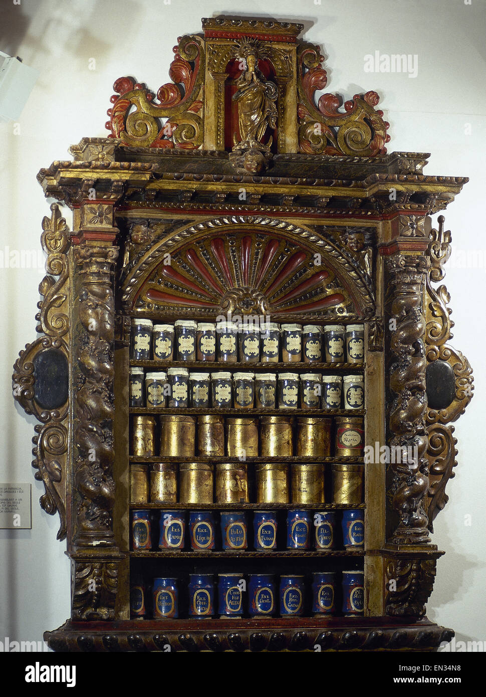 Medieval pharmacy hi-res stock photography and images - Alamy