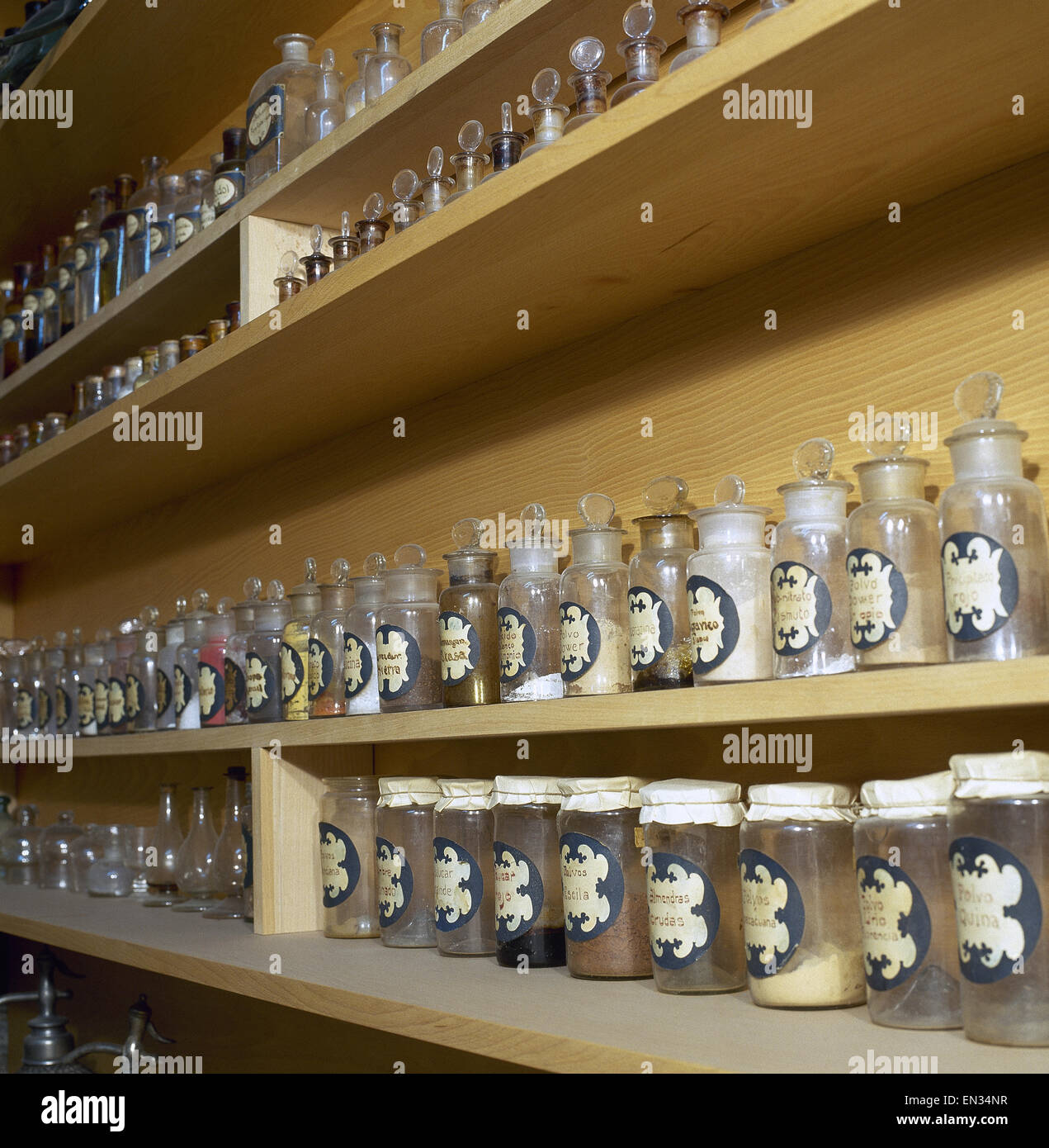 Medieval pharmacy hi-res stock photography and images - Alamy