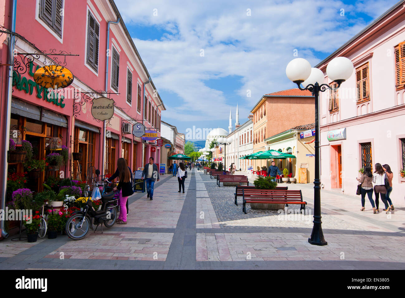 Pedestrian zone, Shkodër, Shkodra, Albania Stock Photo: 81821381 - Alamy