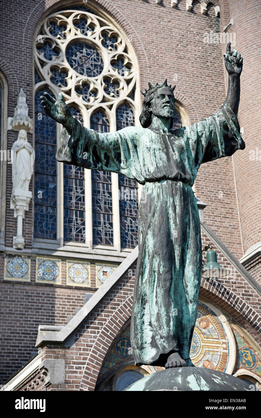 Christ statue, Matthias Laurentius church, Alkmaar, North Holland, The ...