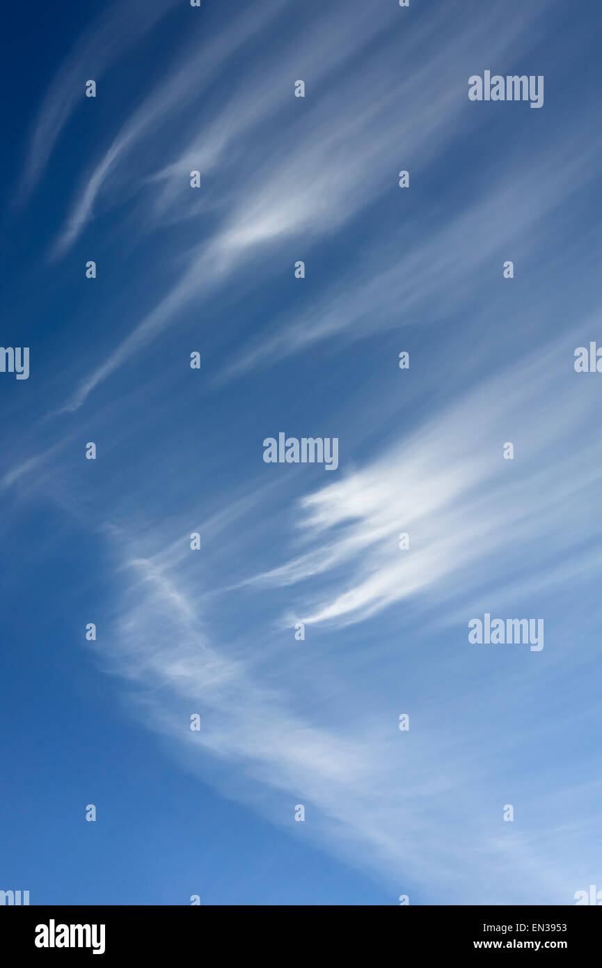 Cirrus of the sky hi-res stock photography and images - Alamy