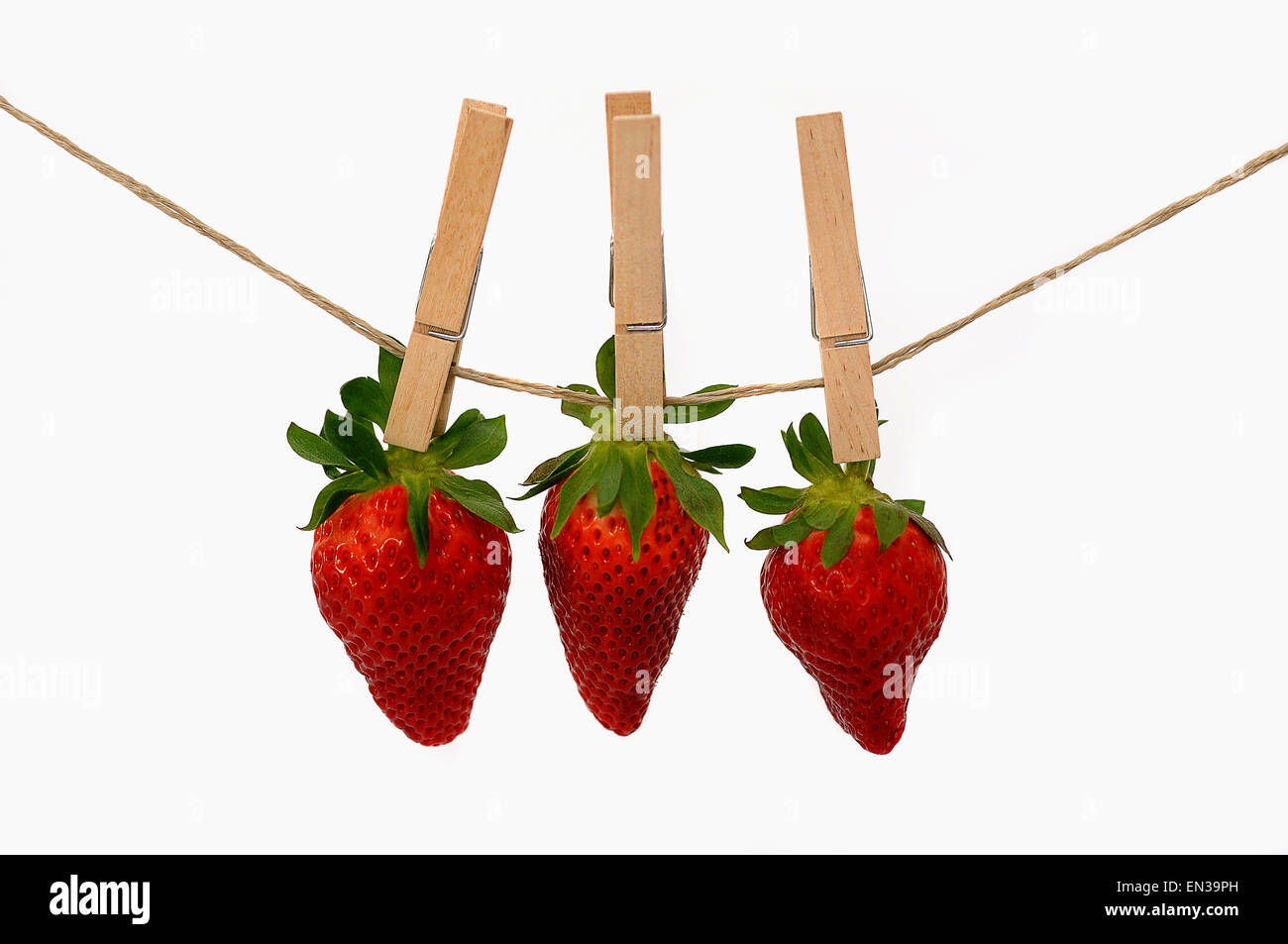 Strawberries wash hi-res stock photography and images - Alamy