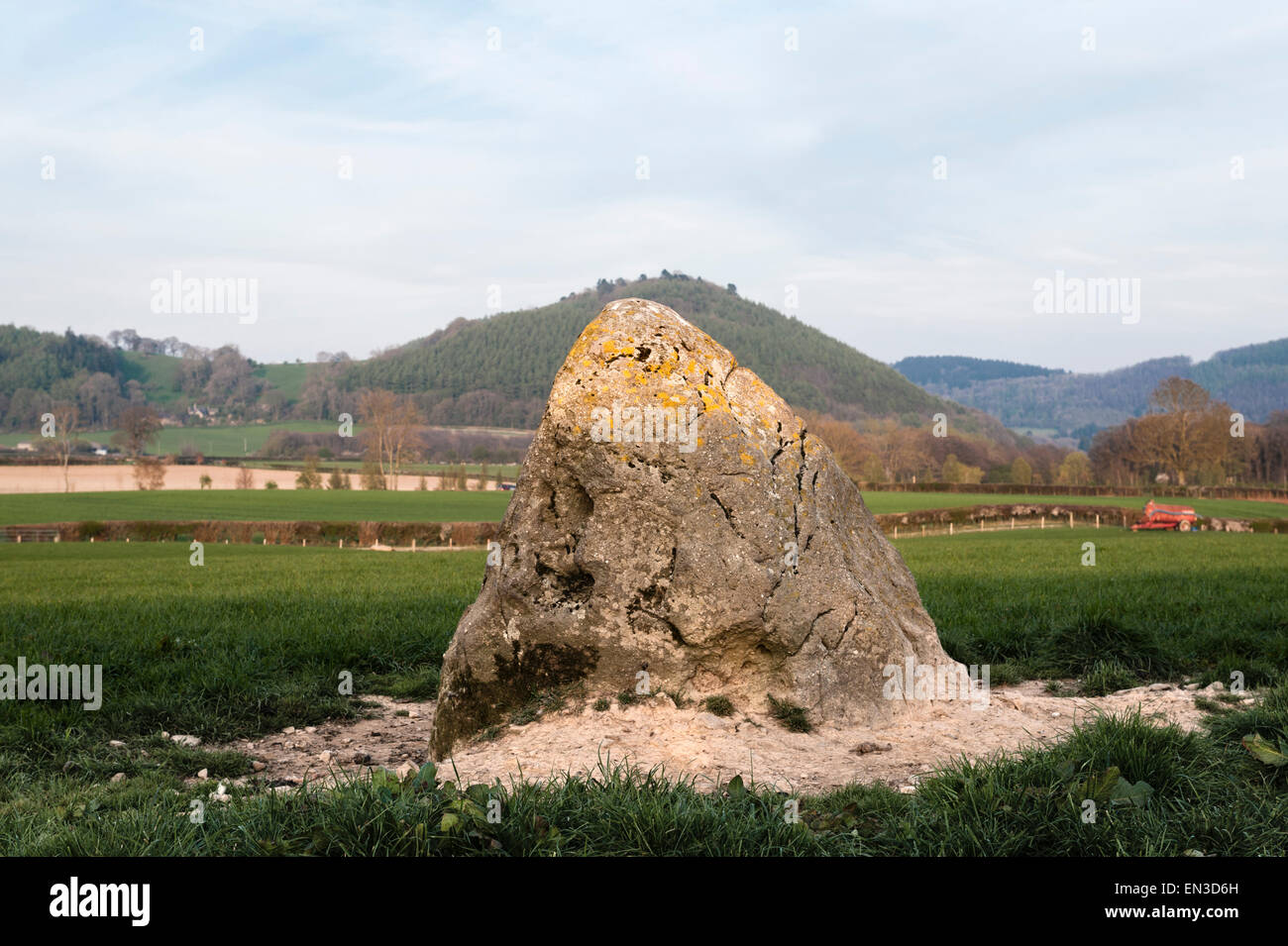 The Knobley Stone (Hoarstone, Oarstone). A Bronze Age standing stone ...