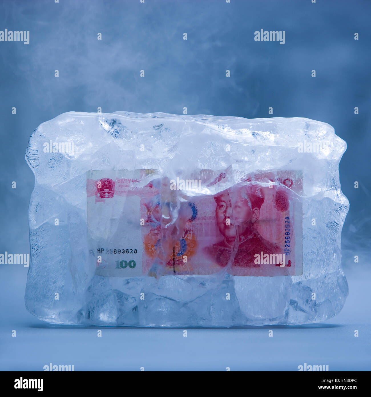 Frozen economy hi-res stock photography and images - Alamy