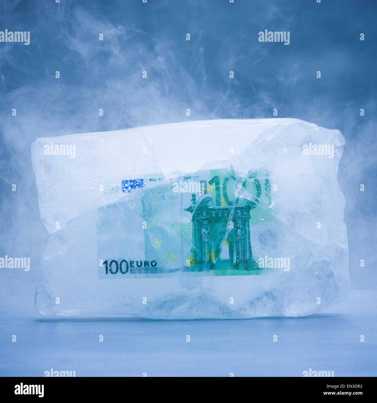 Frozen economy hi-res stock photography and images - Alamy