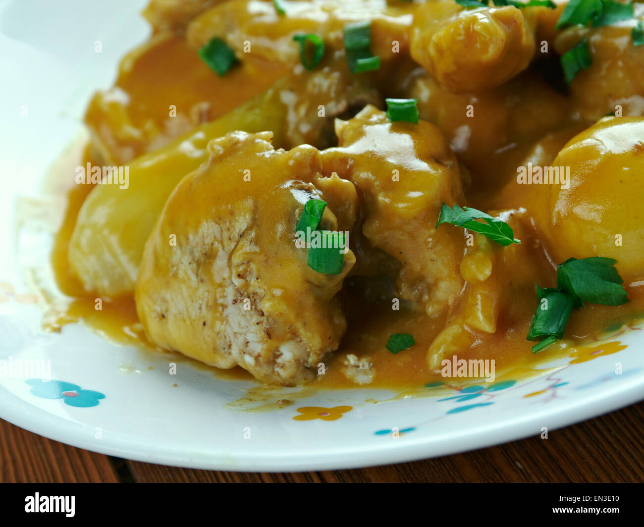 Chicken dopiaza curry indian food hi-res stock photography and images ...