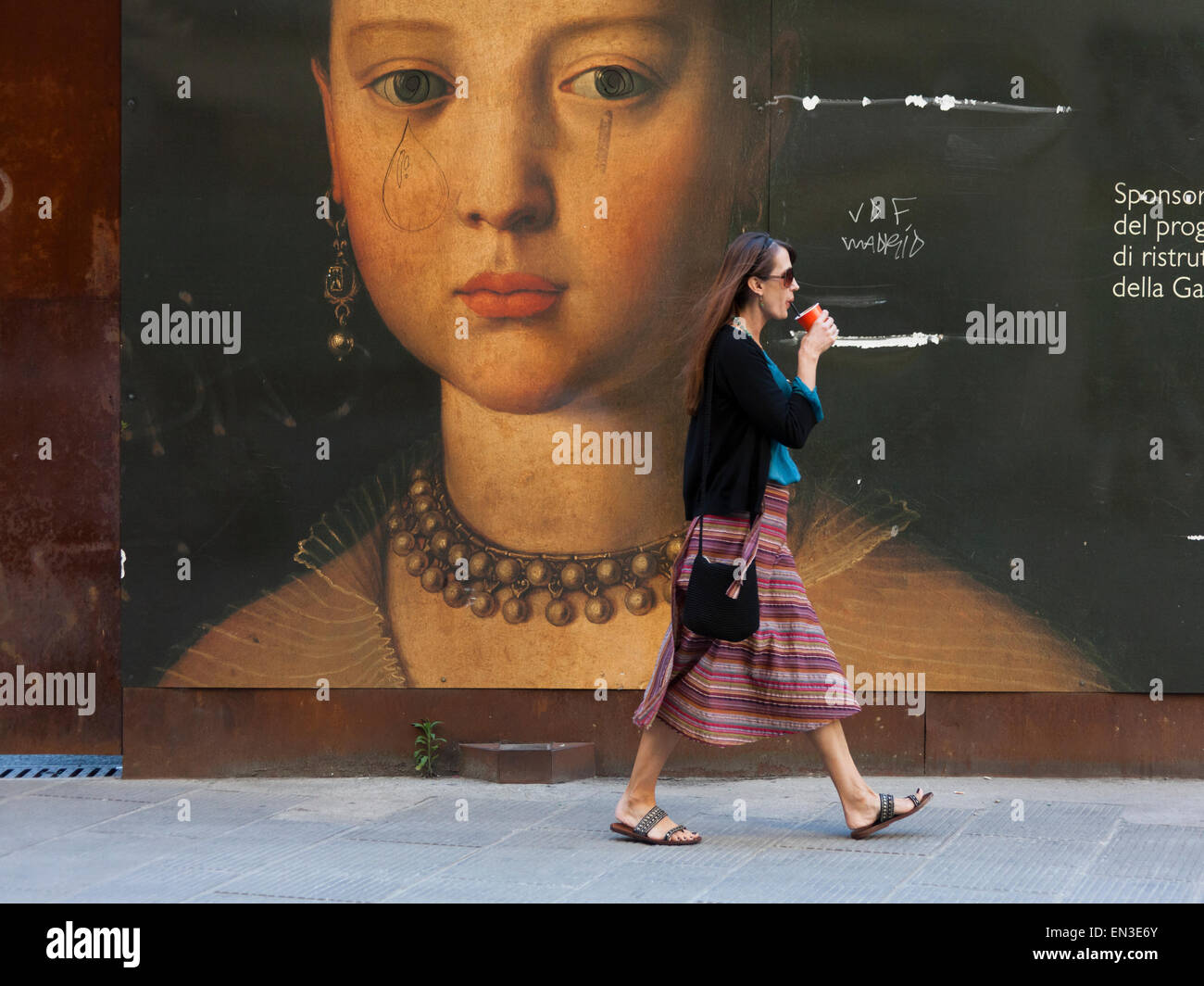 Woman walking italy hi-res stock photography and images - Alamy
