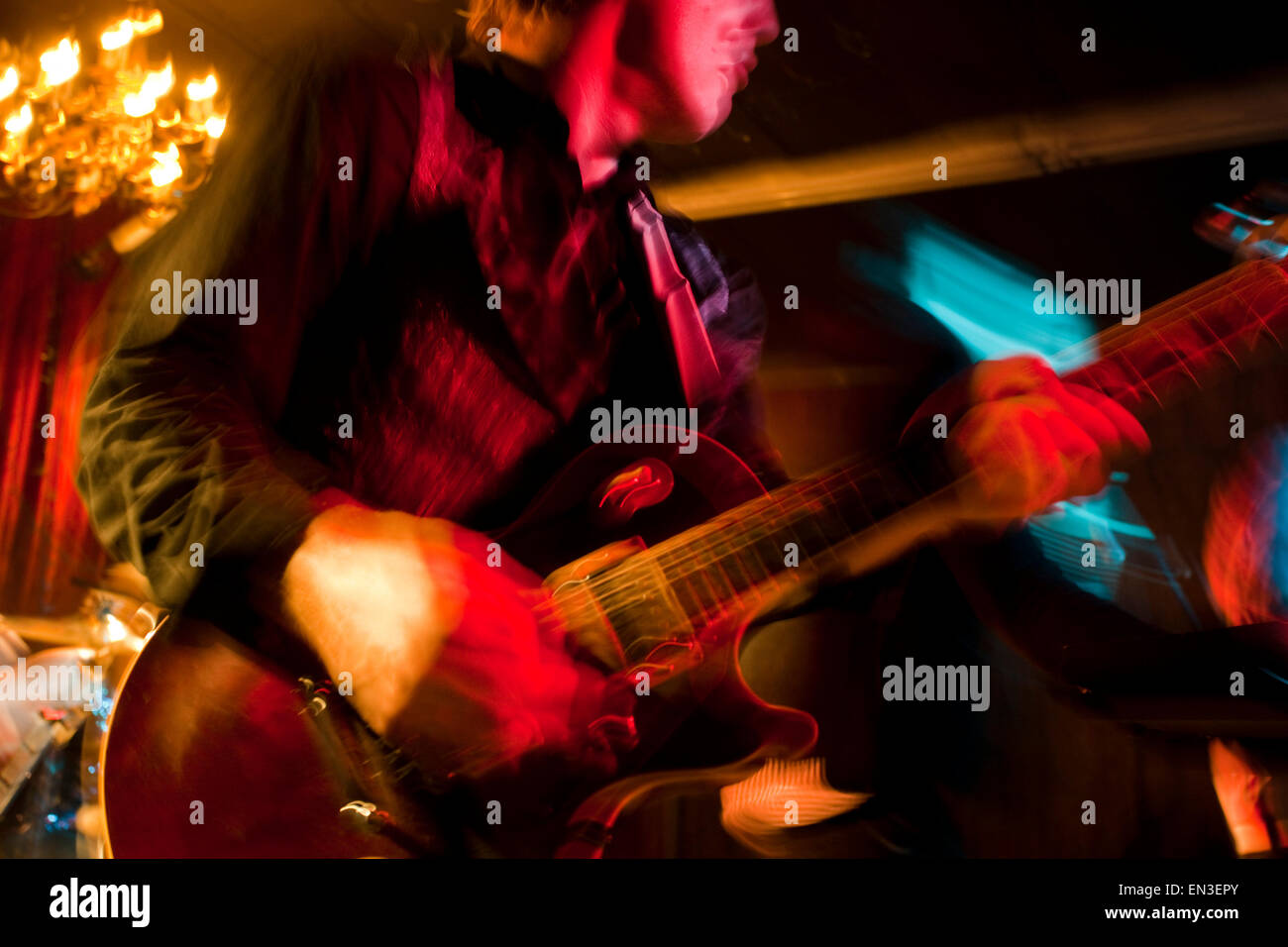 Guitar player stage hi-res stock photography and images - Alamy