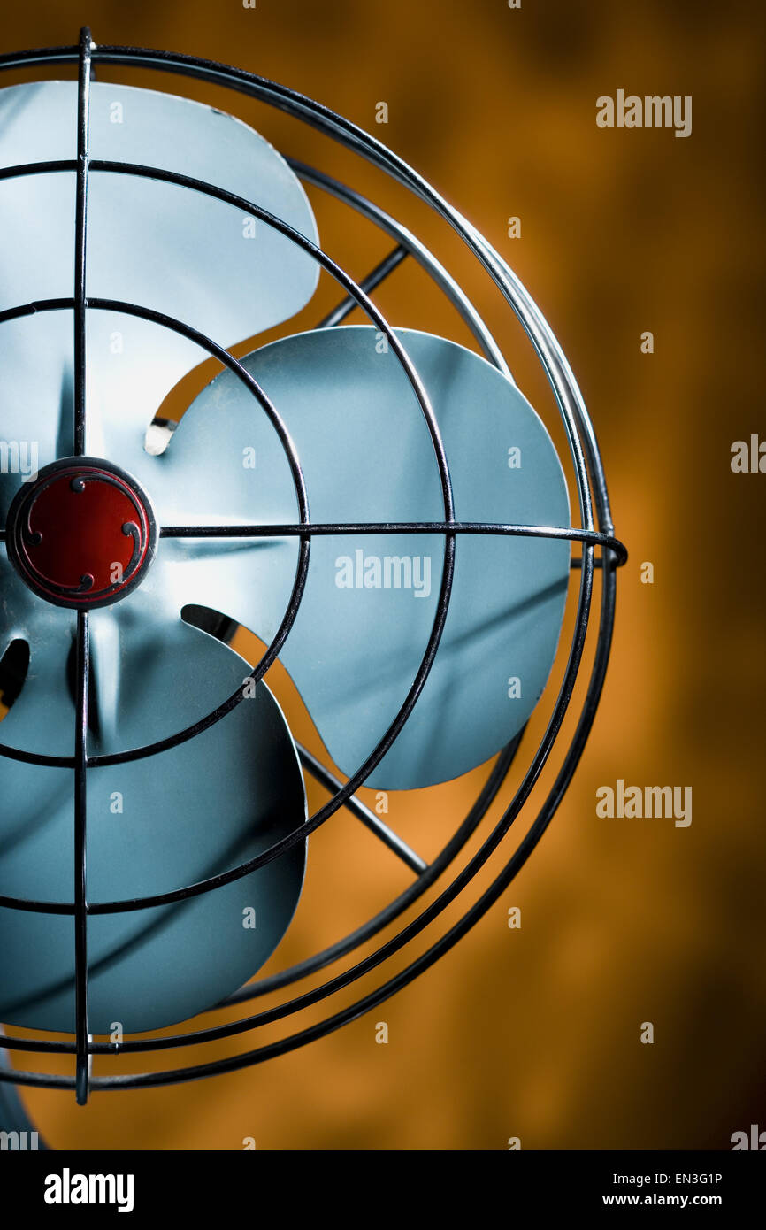 Oscillating hi-res stock photography and images - Alamy