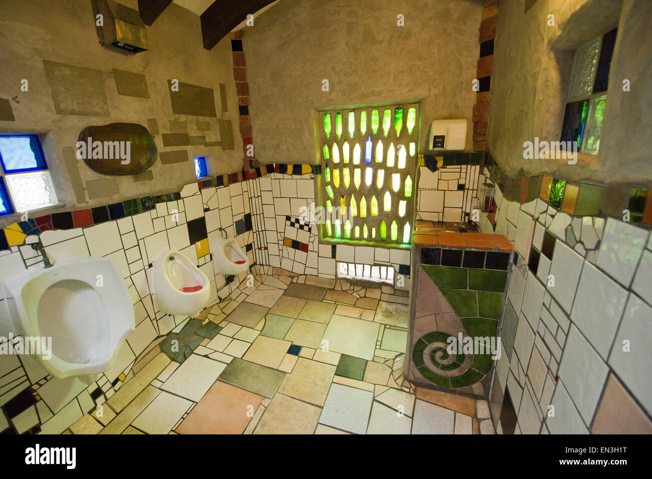 Friedensreich hundertwasser new zealand hi-res stock photography and ...