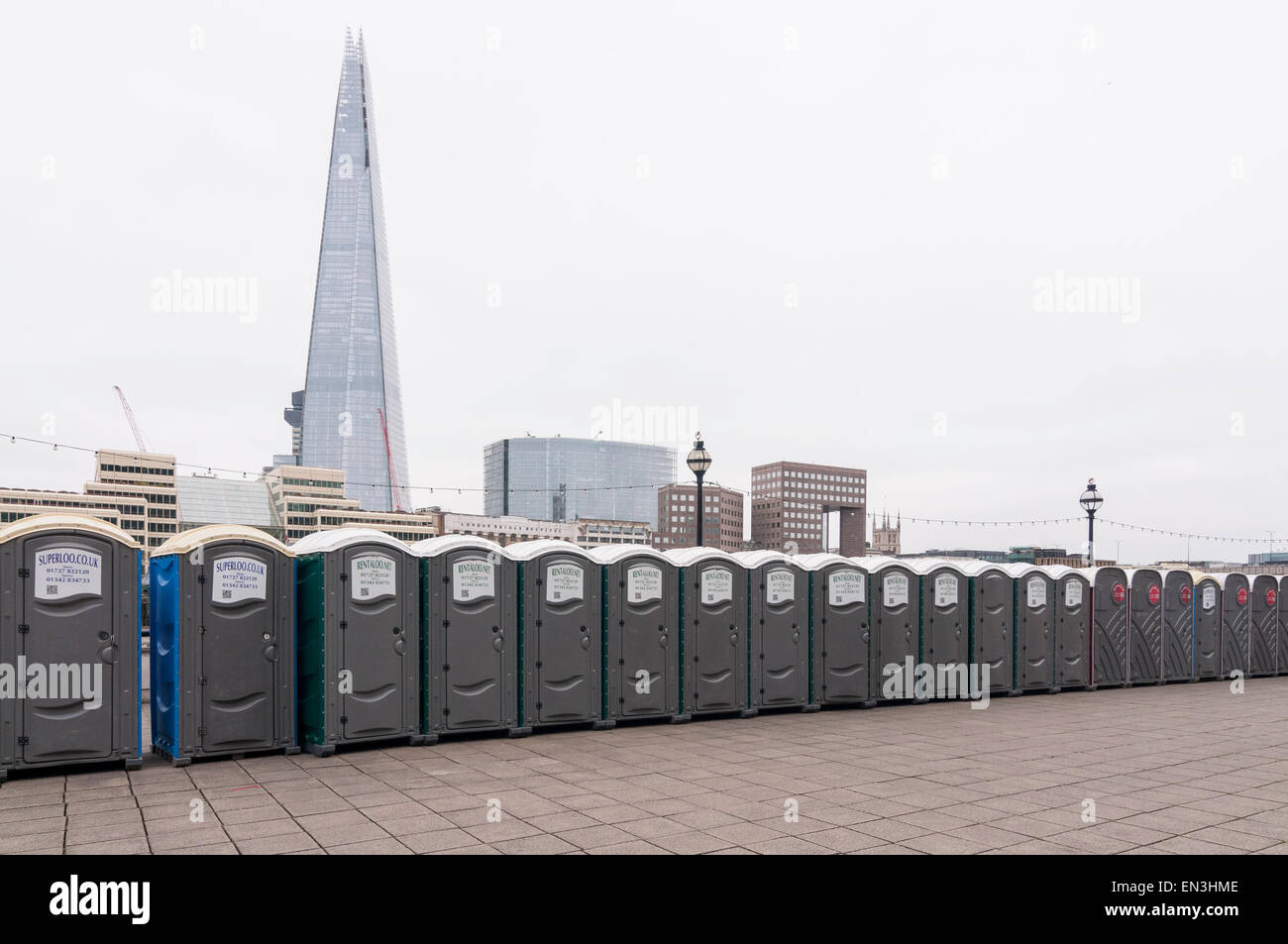 London, UK. 26 April 2015. Behind the scenes at the Virgin Money London Marathon, a row ofs ...