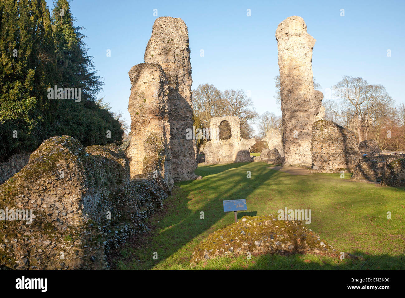 Monastic garden hi-res stock photography and images - Alamy