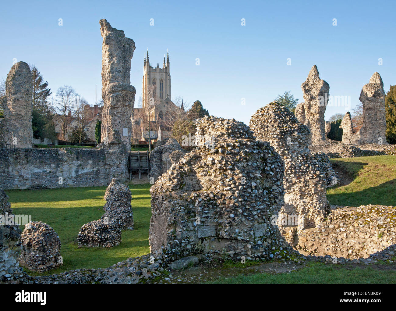 Abbey monastic ruins and cathedral grounds, Bury St Edmunds, Suffolk ...