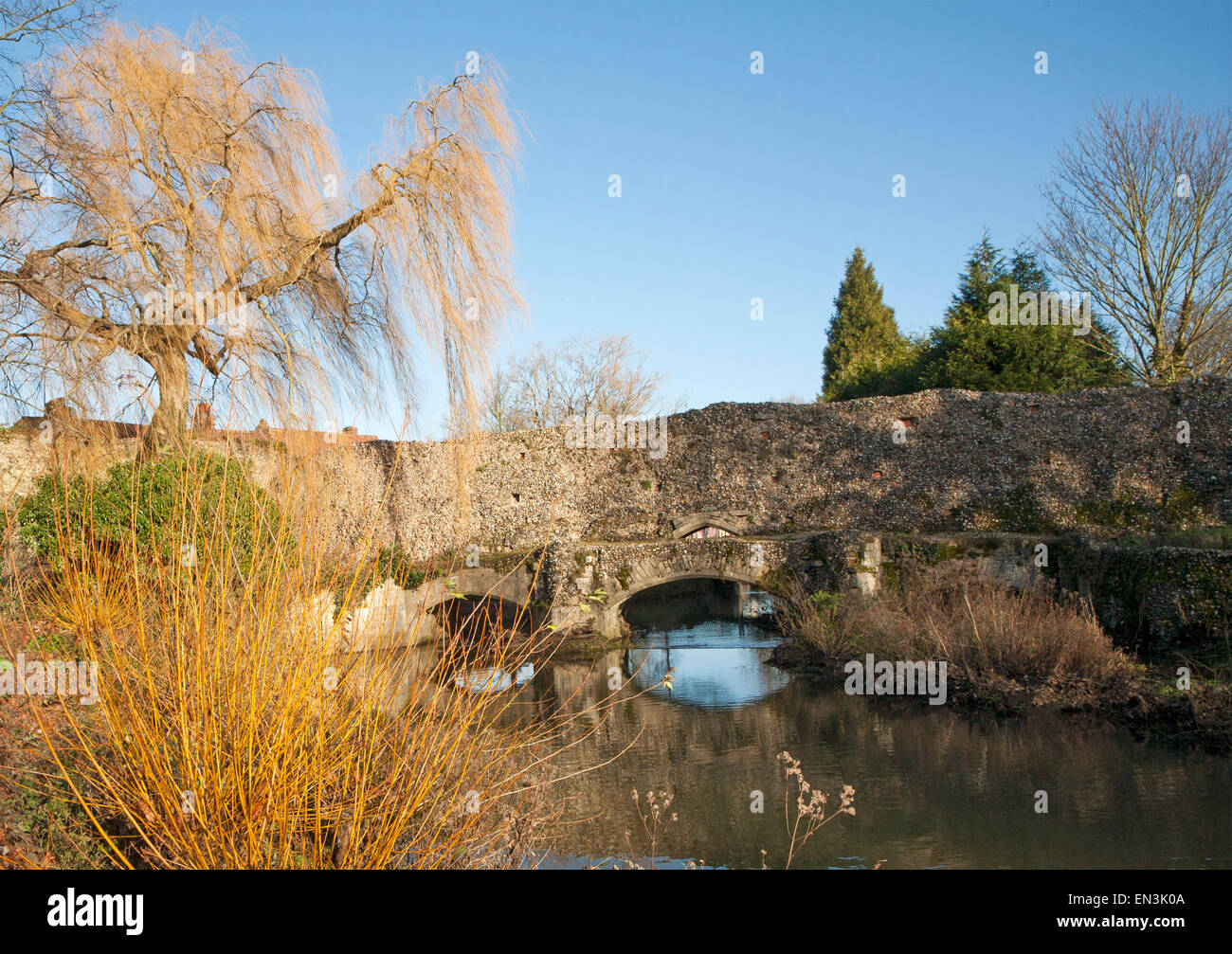 Historic Abbot's bridge spanning River Lark, Bury St Edmunds, Suffolk ...