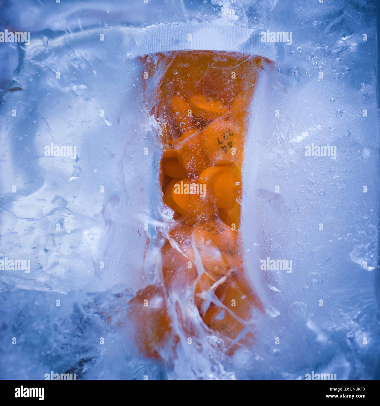 Ice drug hi-res stock photography and images - Alamy