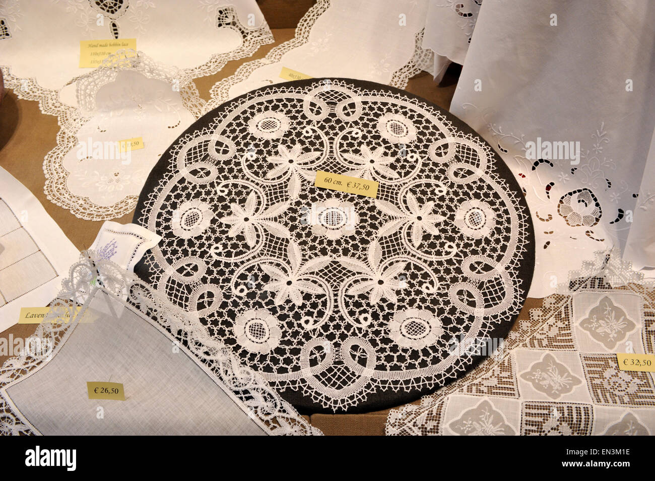 Traditional bruges crafts hi-res stock photography and images - Alamy