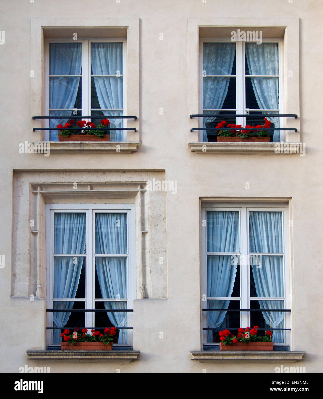 Paris apartment window hi-res stock photography and images - Alamy