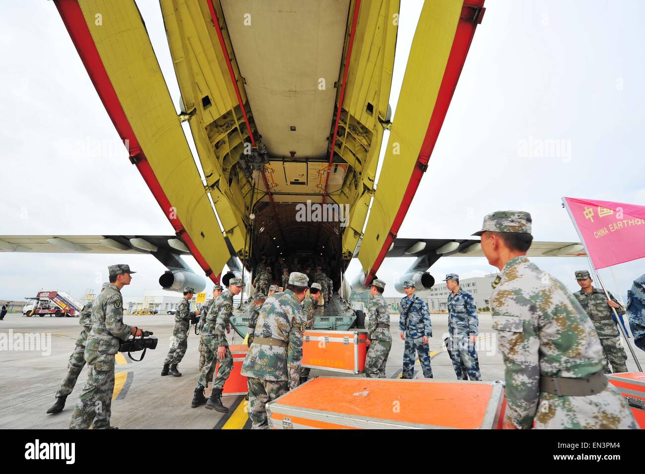 Southwest aircraft 24 hi-res stock photography and images - Alamy