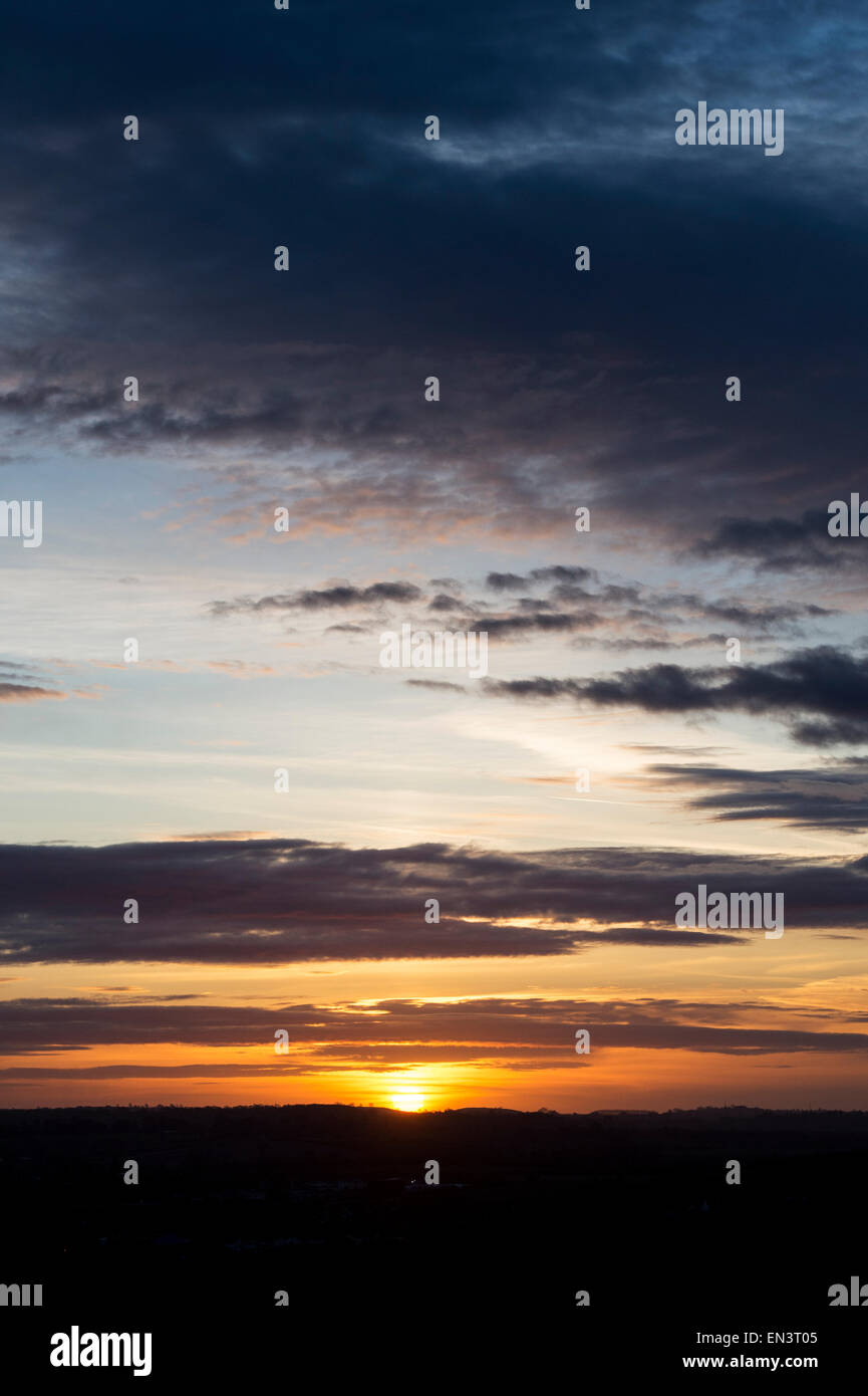 Sunrise sky skies hi-res stock photography and images - Alamy