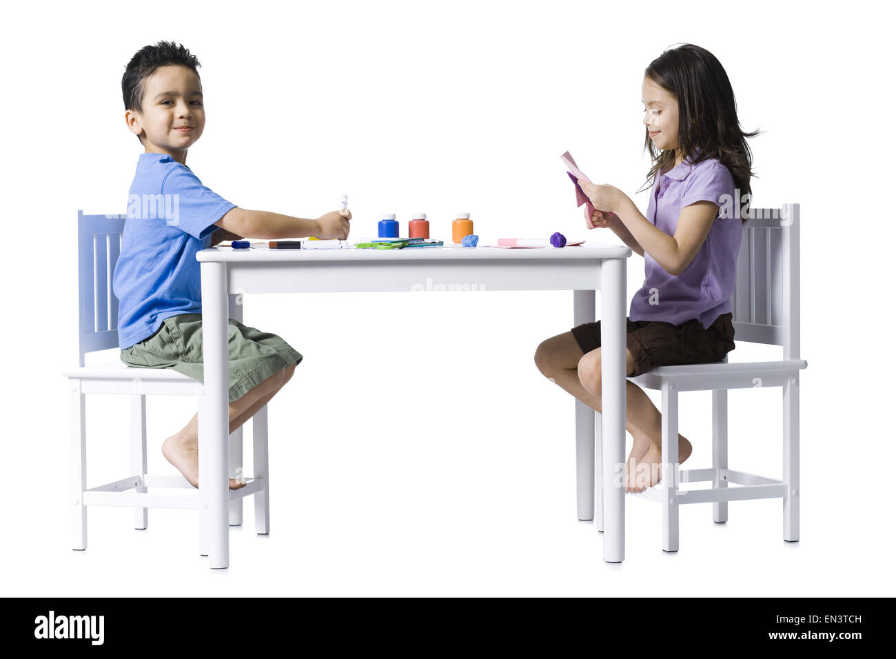 People sitting table tables Cut Out Stock Images & Pictures - Alamy