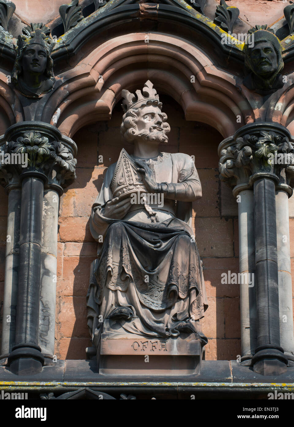 Statue lichfield cathedral hi-res stock photography and images - Alamy