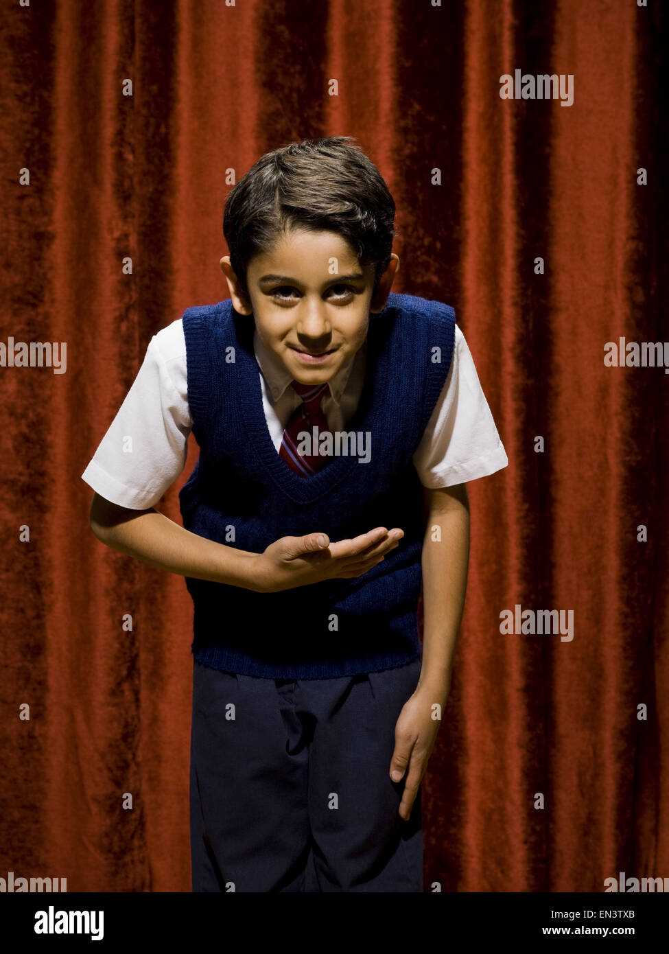 Person on stage taking a bow hi-res stock photography and images - Alamy