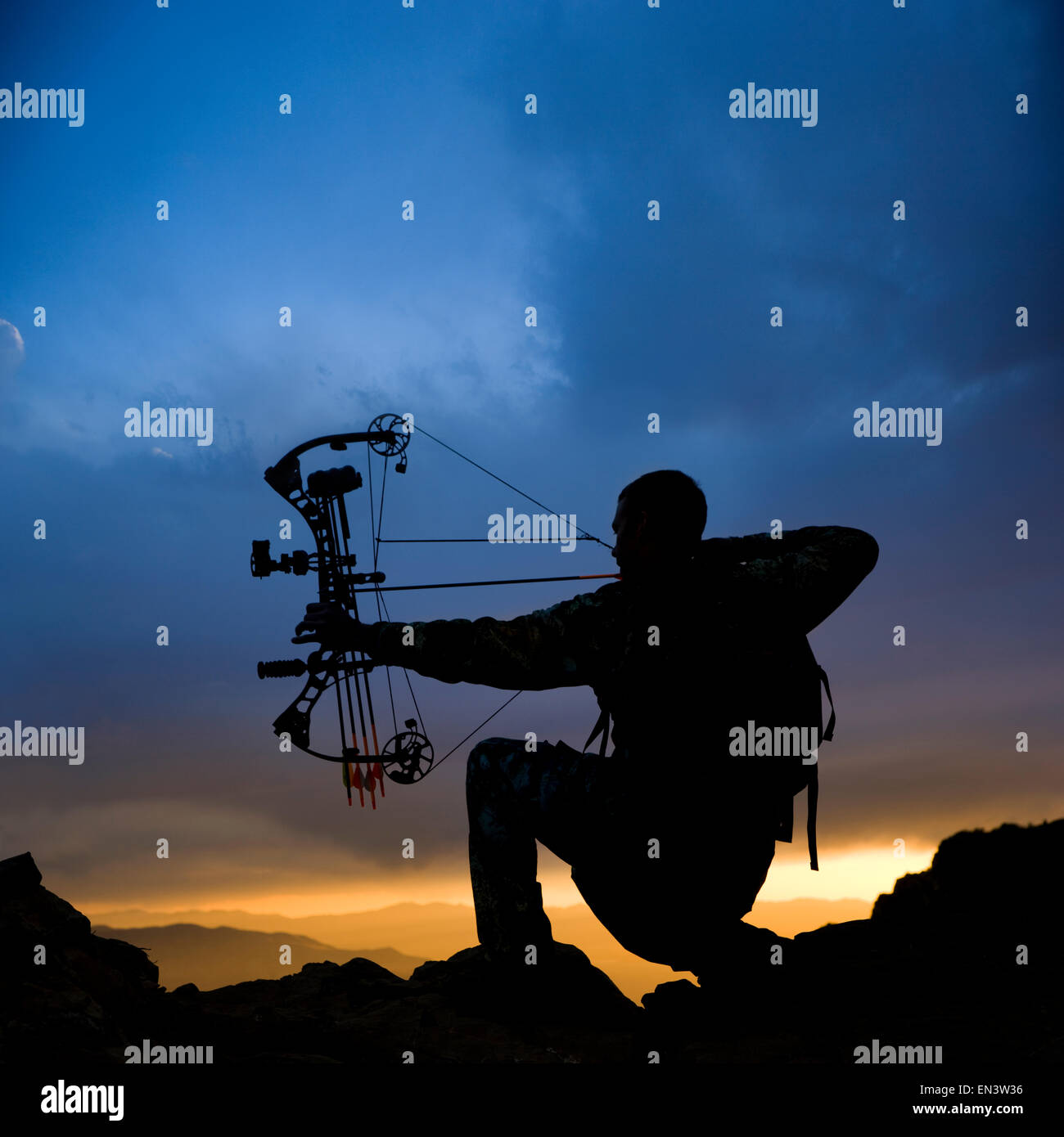 man hunting in the wilderness Stock Photo - Alamy