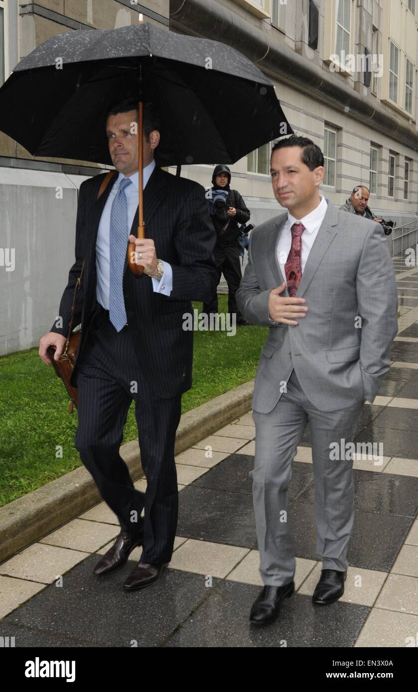 Marc Sorrentino arrives at Newark's federal court Former 'Jersey Shore ...