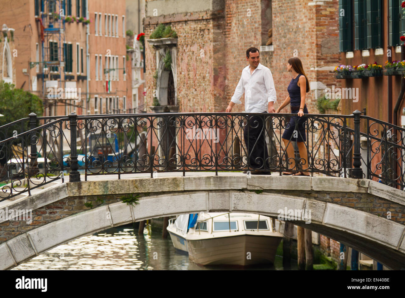 Two women walking through bridge hi-res stock photography and images ...