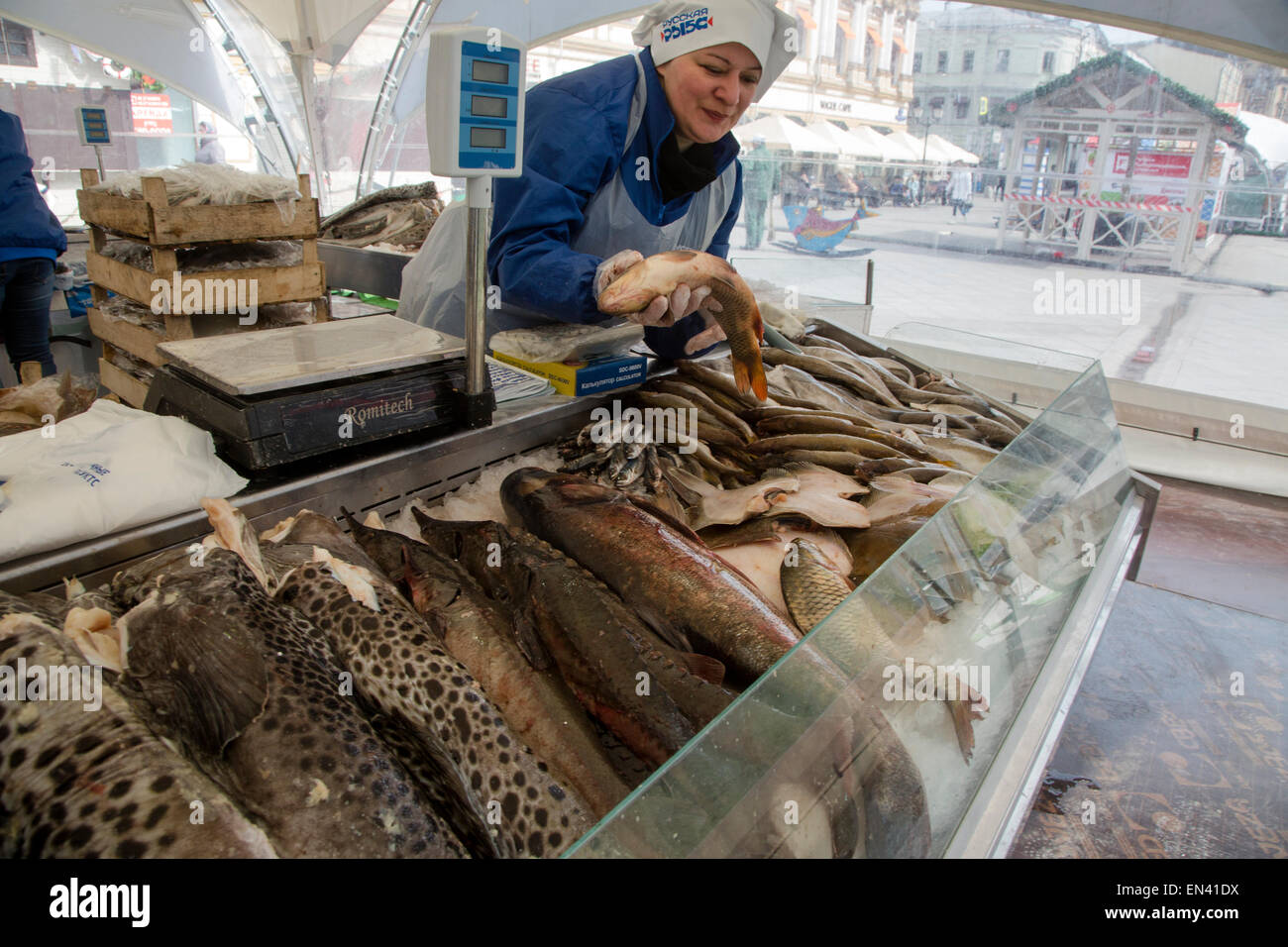 Moscow, Russia. 26th Apr, 2015. “The Fishing Week” with products of the ...