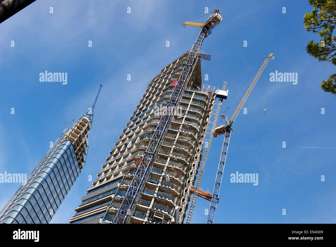 New high rise residential development, under construction, City Road ...