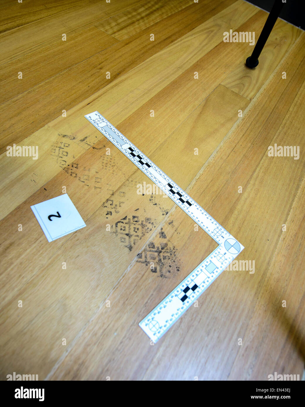 Sydney, Australia. 27th April, 2015. Forensic Science students carry out crime scene ...