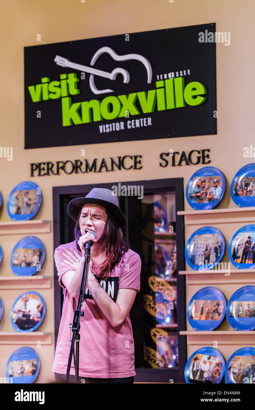 Musicians love to perform at the WDVX Blue Plate Special in Knoxville ...