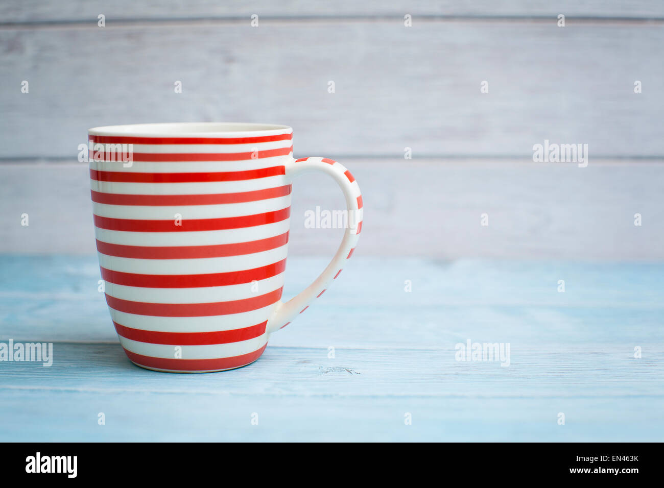 Colorful mugs hi-res stock photography and images - Alamy