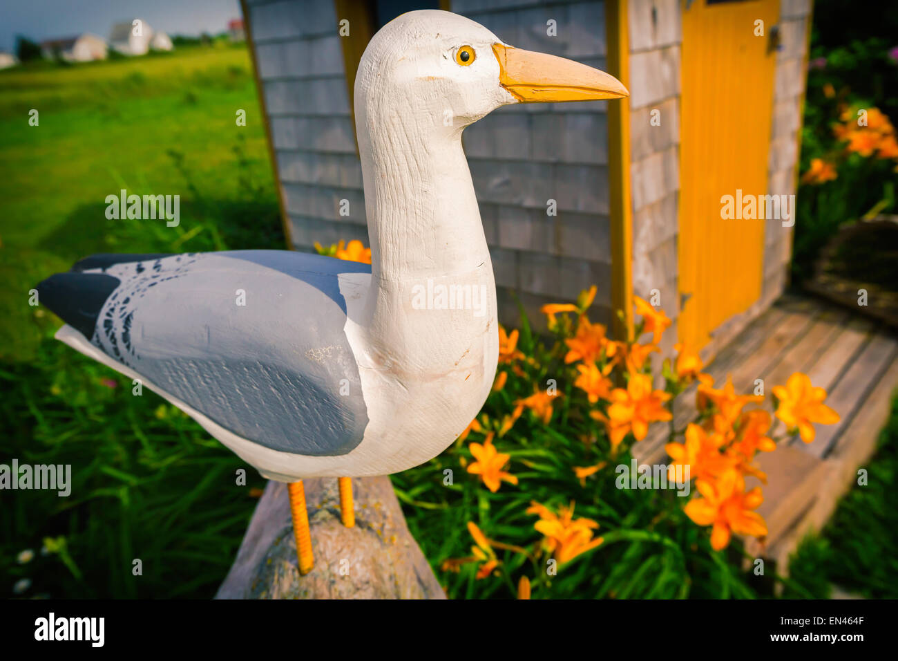 Wooden seagull decoration in a rustic decorated yard Stock Photo - Alamy