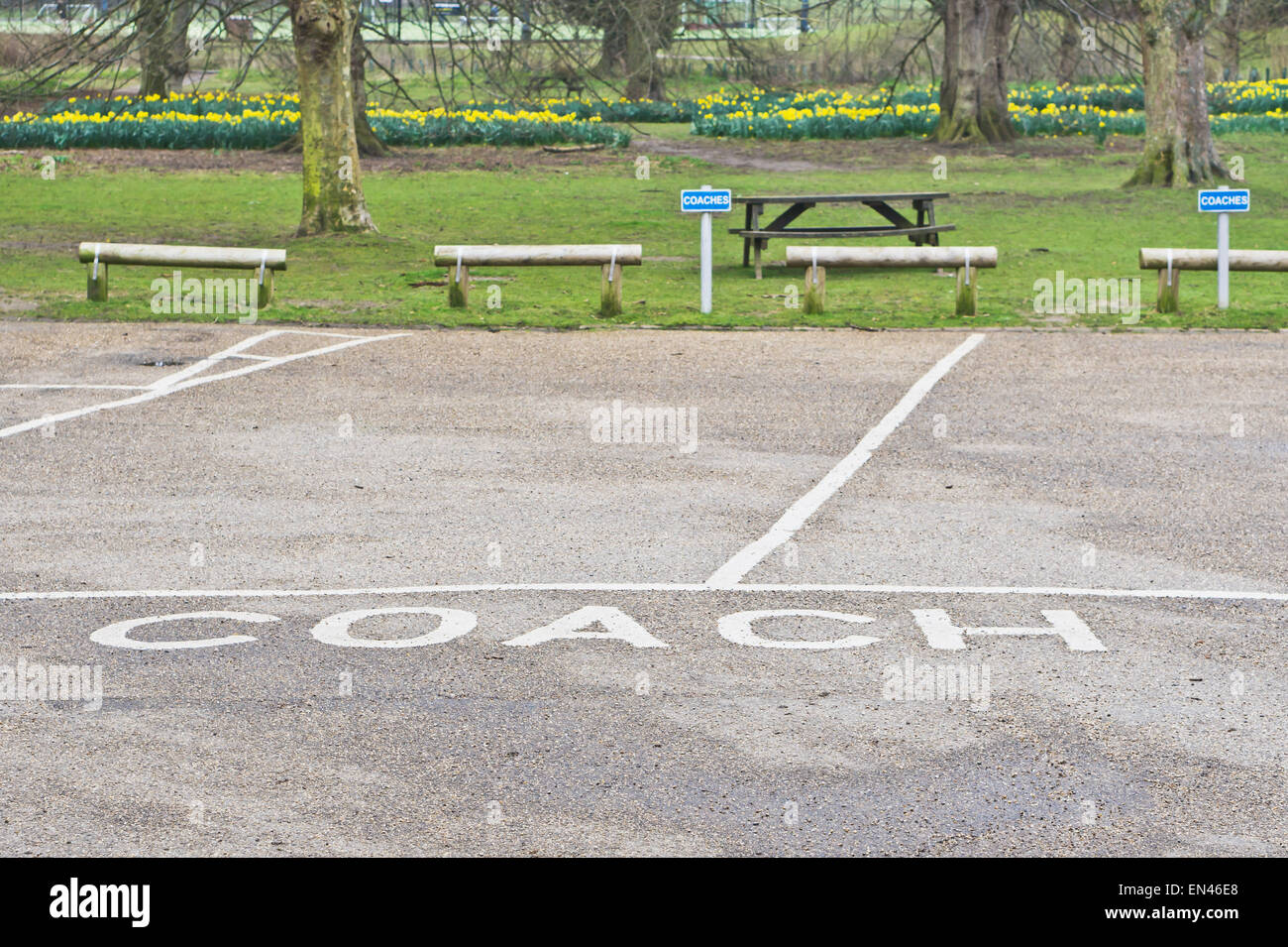 Coach parking sign hi-res stock photography and images - Alamy
